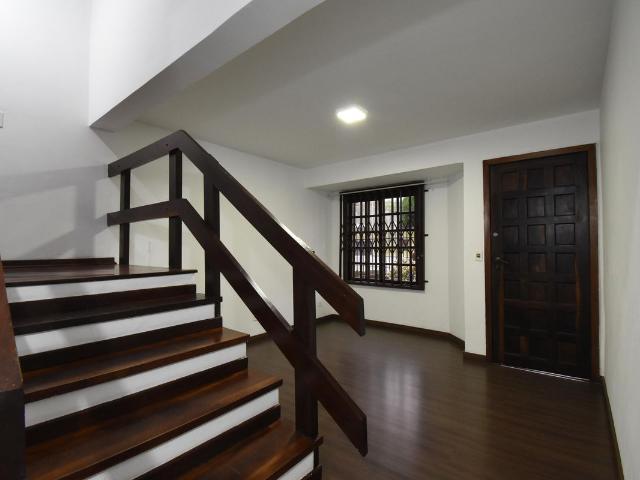 Casa para alugar com 153m², 4 quartos e 2 vagas