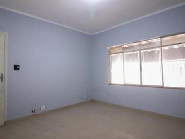 Casa para alugar com 160m², 2 quartos e 3 vagas