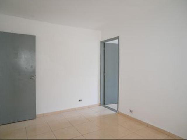 Casa para alugar com 160m², 3 quartos e 3 vagas