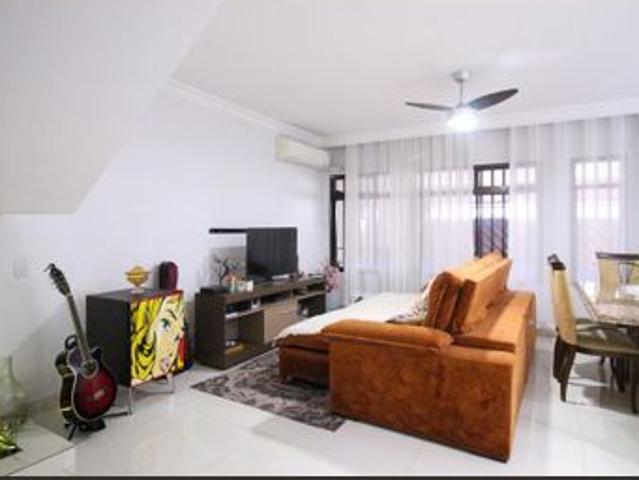 Casa para alugar com 160m², 3 quartos e 3 vagas
