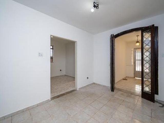 Casa para alugar com 160m², 4 quartos e 1 vaga