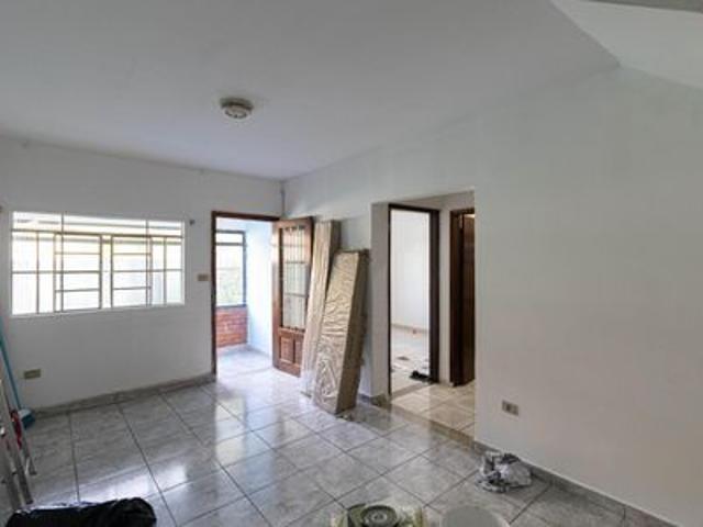 Casa para alugar com 160m², 4 quartos e 2 vagas