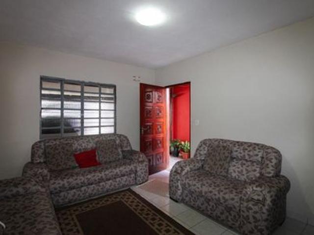 Casa para alugar com 160m², 4 quartos e 2 vagas