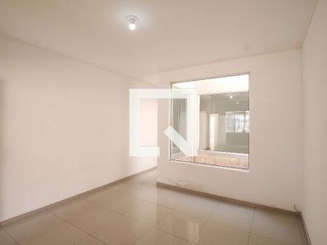 Casa para alugar com 165m², 3 quartos e 2 vagas