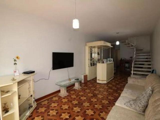 Casa para alugar com 168m², 4 quartos e 2 vagas
