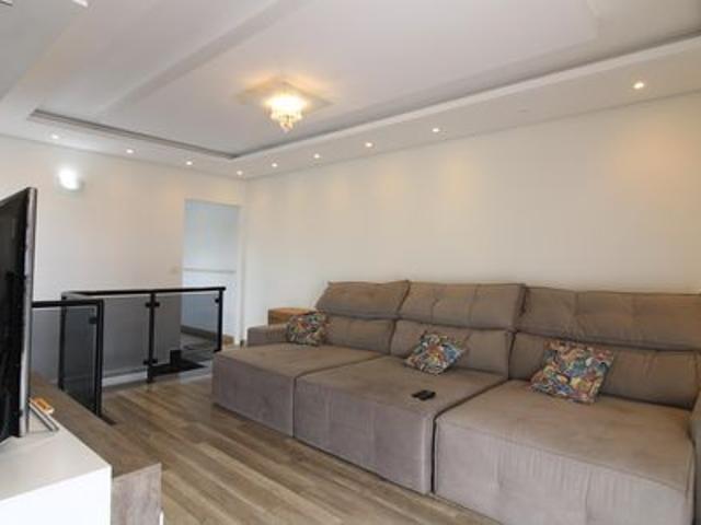 Casa para alugar com 168m², 5 quartos e 2 vagas
