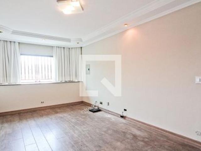 Casa para alugar com 174m², 3 quartos e 4 vagas