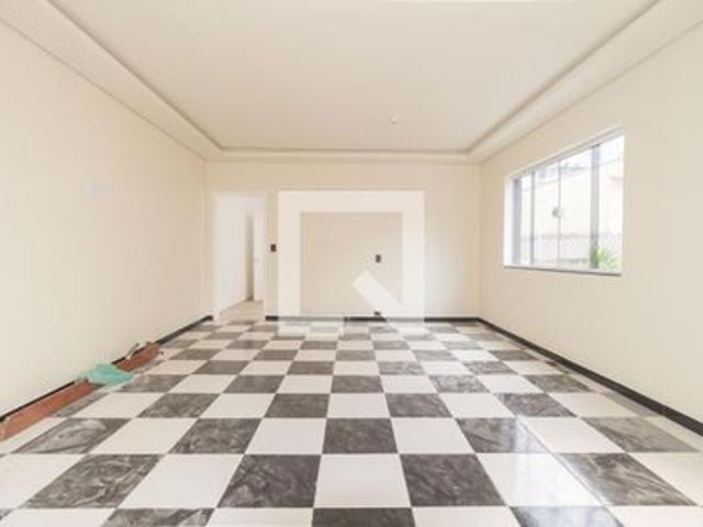 Casa para alugar com 180m², 2 quartos e 2 vagas