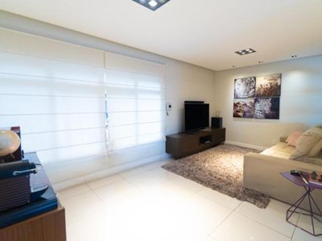 Casa para alugar com 180m², 3 quartos e 2 vagas