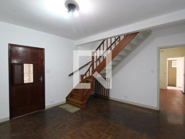 Casa para alugar com 180m², 3 quartos e 2 vagas