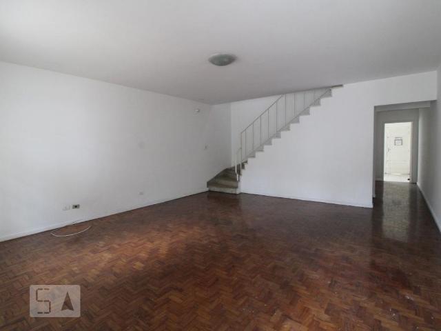 Casa para alugar com 180m², 3 quartos e 2 vagas