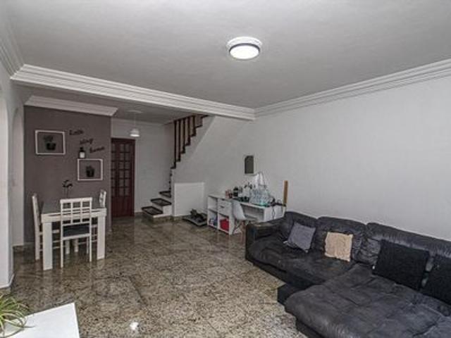 Casa para alugar com 180m², 4 quartos e 2 vagas
