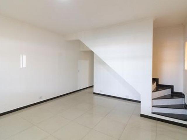 Casa para alugar com 180m², 4 quartos e 2 vagas