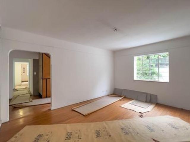Casa para alugar com 180m², 5 quartos e 1 vaga