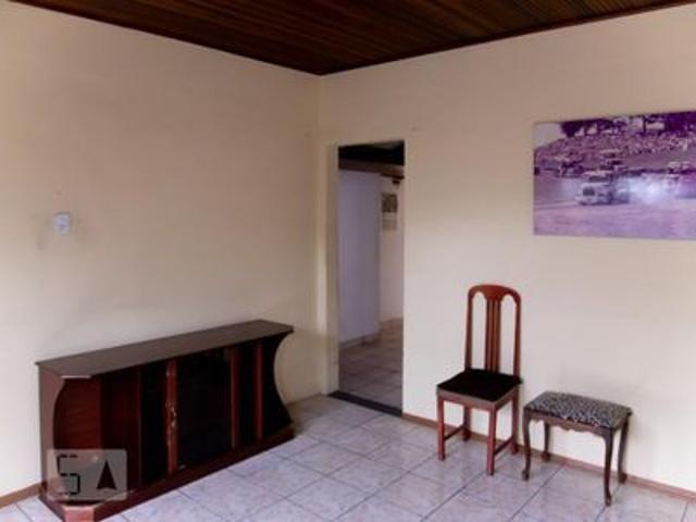Casa para alugar com 180m², 5 quartos e 2 vagas