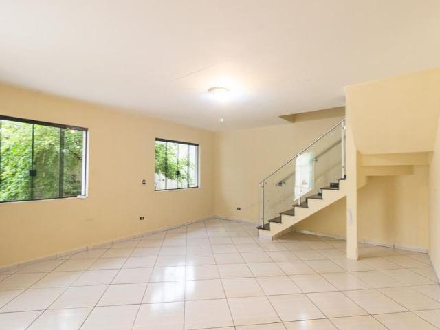 Casa para alugar com 185m², 4 quartos e 4 vagas