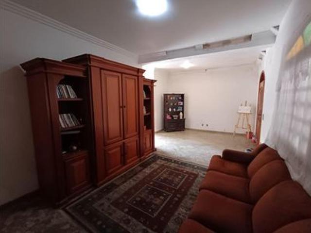 Casa para alugar com 191m², 3 quartos e 3 vagas