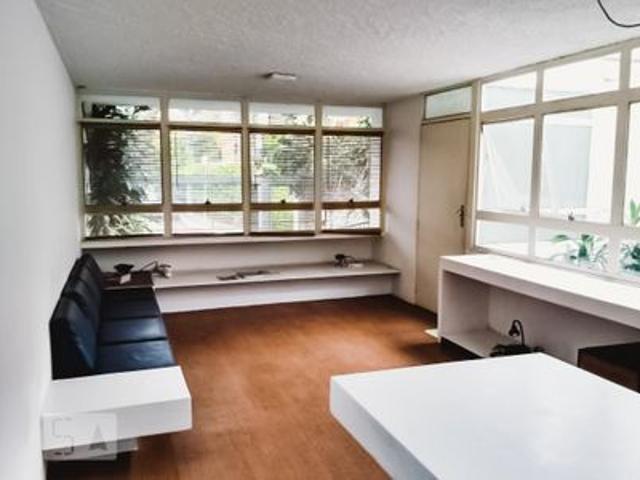 Casa para alugar com 198m², 4 quartos e 3 vagas
