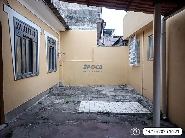 Casa para Alugar com 1 quarto, 1 banheiro e 33m²