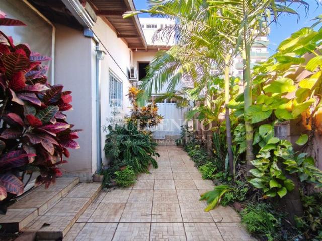 Casa para alugar com 1 Suíte + 1 Quarto em Jardim Higienópolis, Londrina PR