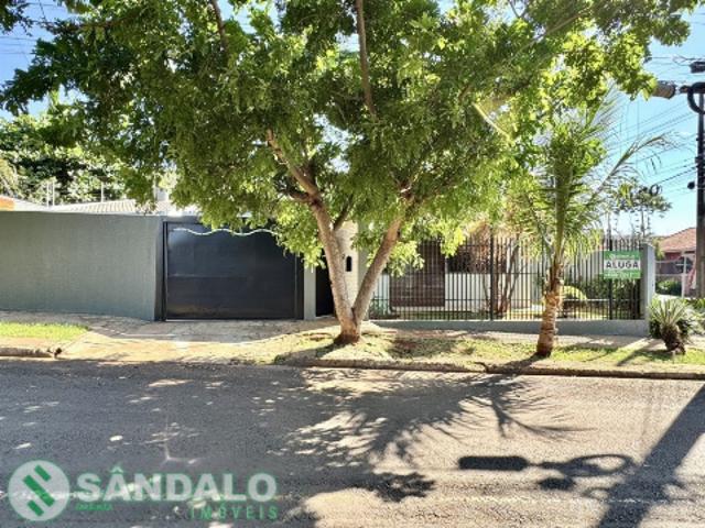 Casa para alugar com 1 Suíte + 1 Quarto em Loteamento Madrid, Maringá PR
