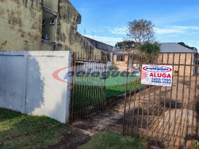 Casa para alugar com 1 Suíte + 1 Quarto em Zona 08, Maringá PR