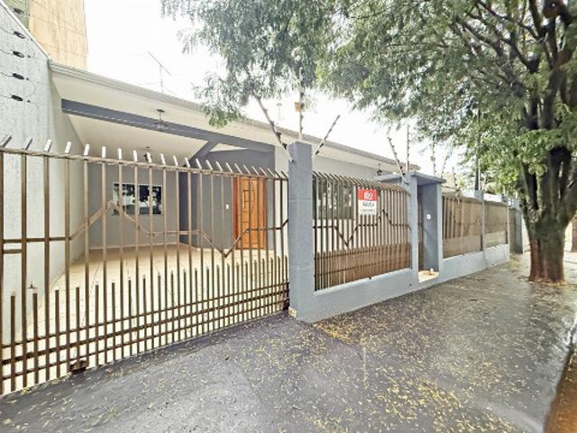 Casa para alugar com 1 Suíte + 2 Quartos em Zona 07, Maringá PR