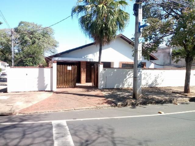 Casa para alugar com 1 Suíte + 2 Quartos em Zona 02, Maringá PR
