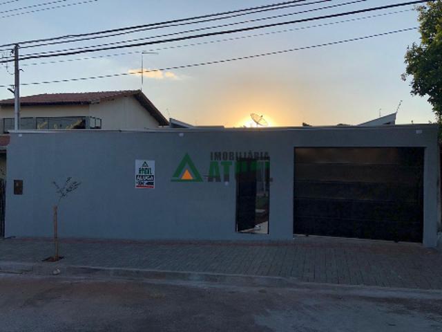 Casa para alugar com 1 Suíte + 2 Quartos em Cafezal, Londrina PR