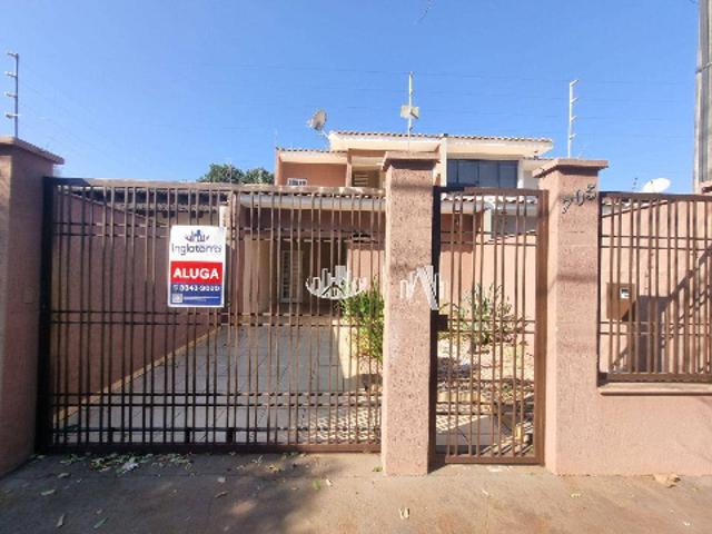Casa para alugar com 1 Suíte + 2 Quartos em Cafezal, Londrina PR