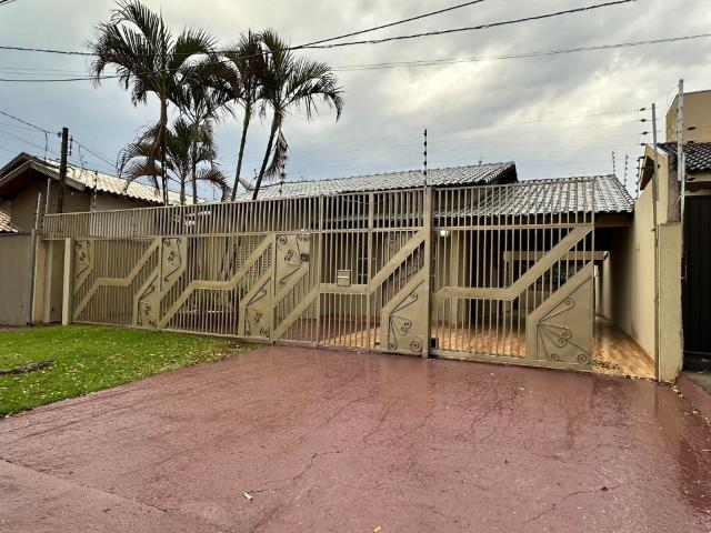 Casa para alugar com 1 suíte + 2 quartos em Flor de Maio, Dourados MS