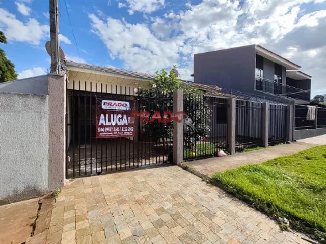 Casa para alugar com 1 Suíte + 2 Quartos em Jardim Campos Elísios, Maringá PR