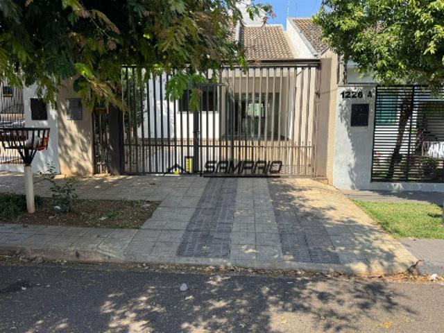 Casa para alugar com 1 Suíte + 2 Quartos em Jardim Dias I, Maringá PR