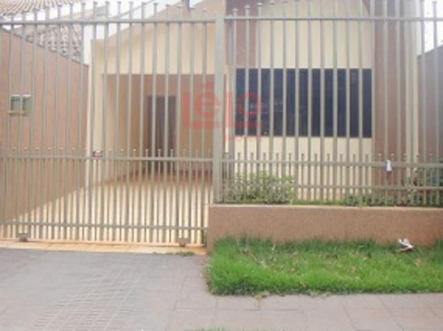 Casa para alugar com 1 Suíte + 2 Quartos em Jardim Imperial II, Maringá PR