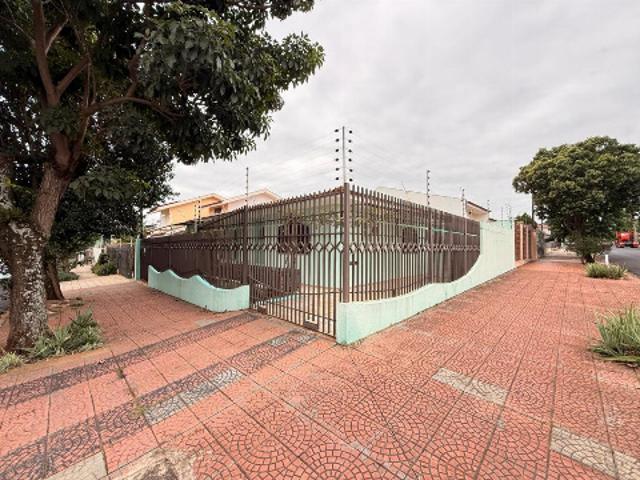 Casa para alugar com 1 Suíte + 2 Quartos em Jardim Imperial, Maringá PR