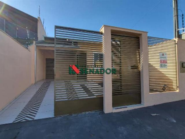 Casa para alugar com 1 Suíte + 2 Quartos em Jardim Império do Sol, Londrina PR