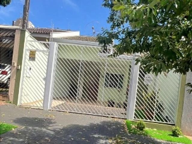 Casa para alugar com 1 Suíte + 2 Quartos em Jardim Itália II, Maringá PR
