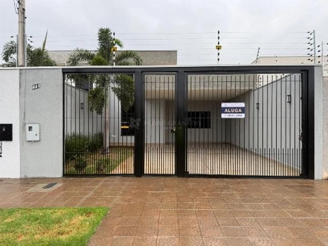 Casa para alugar com 1 Suíte + 2 Quartos em Jardim Oriental, Maringá PR