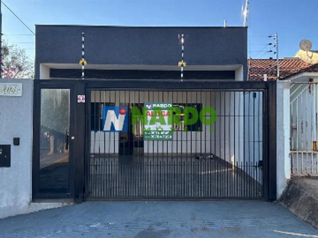 Casa para alugar com 1 Suíte + 2 Quartos em Jardim Lucianópolis, Maringá PR