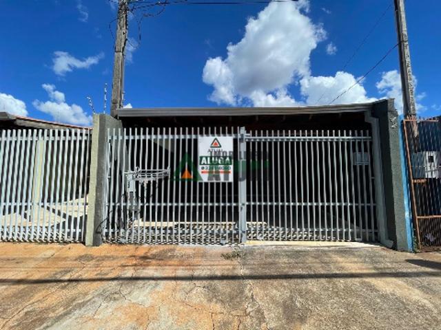 Casa para alugar com 1 Suíte + 2 Quartos em Jardim Monte Sinai, Londrina PR