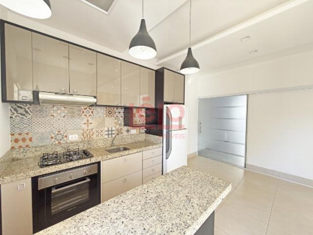 Casa para alugar com 1 Suíte + 2 Quartos em Jardim Monte Rei, Maringá PR