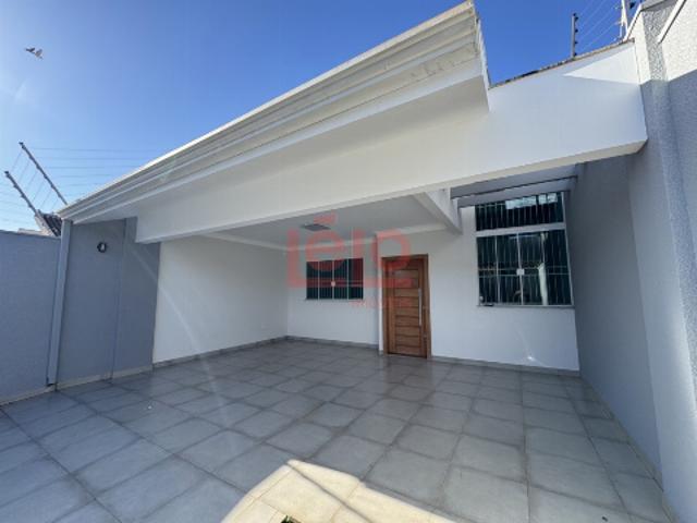 Casa para alugar com 1 Suíte + 2 Quartos em Jardim Paris III, Maringá PR