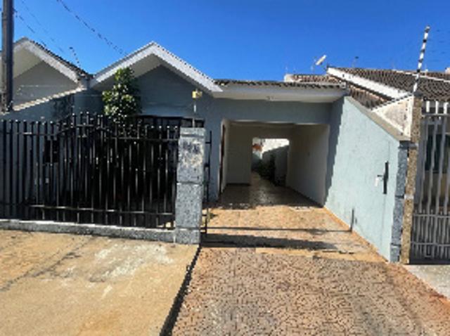 Casa para alugar com 1 Suíte + 2 Quartos em Jardim Paris III, Maringá PR