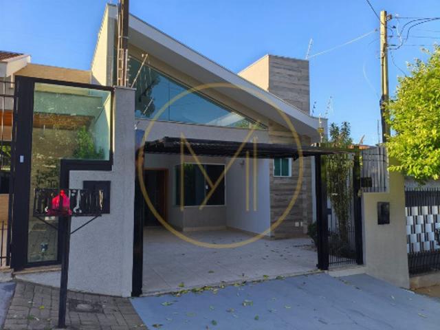 Casa para alugar com 1 Suíte + 2 Quartos em Jardim Paris, Maringá PR
