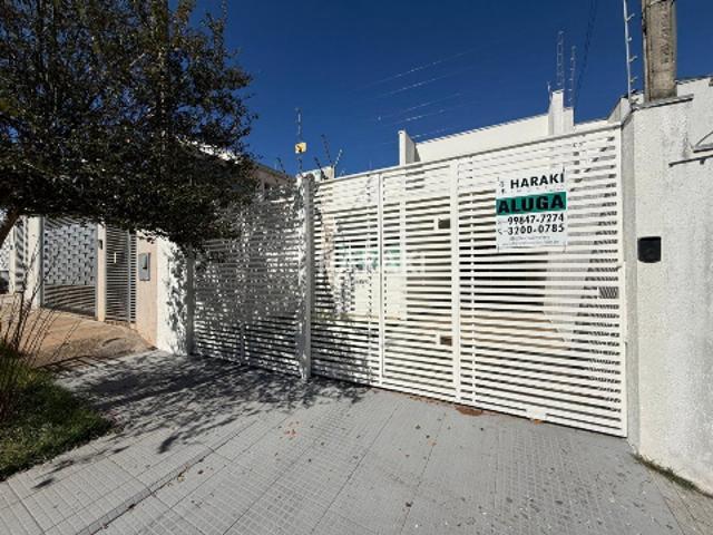 Casa para alugar com 1 Suíte + 2 Quartos em Jardim Paris VI, Maringá PR
