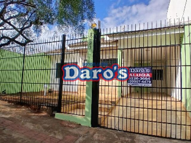 Casa para alugar com 1 Suíte + 2 Quartos em Jardim Verônica, Maringá PR