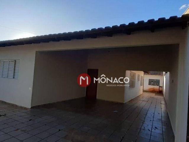 Casa para alugar com 1 Suíte + 2 Quartos em Messiânico, Londrina PR