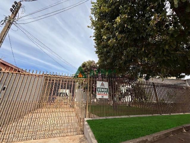 Casa para alugar com 1 Suíte + 2 Quartos em São Lourenço, Londrina PR