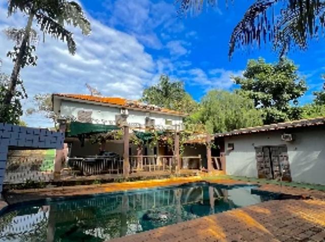 Casa para alugar com 1 Suíte + 3 Quartos em Cidade Jardim, Maringá PR