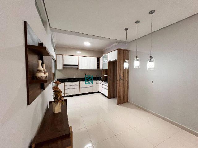 Casa para alugar com 1 Suíte + 3 Quartos em Jardim Colina Verde, Maringá PR